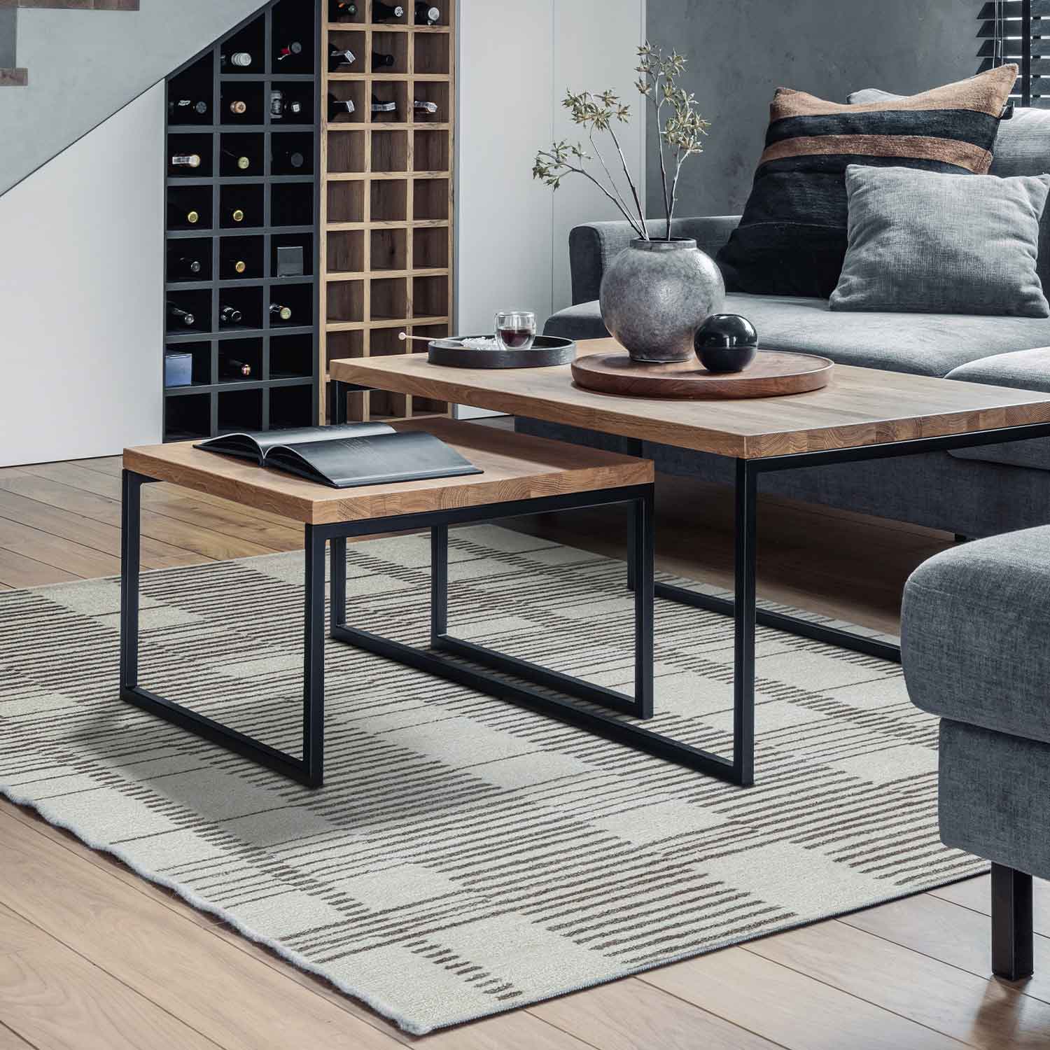 Kay Hand Tufted Woollen And Viscose Rug – Obeetee Retail Pvt. Ltd.