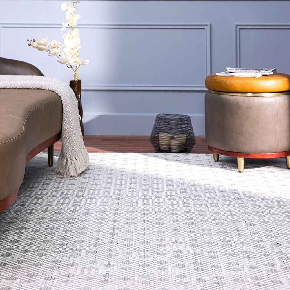 Varfi Hand Loom Recycled Polyester Rug – Obeetee Retail Pvt. Ltd.