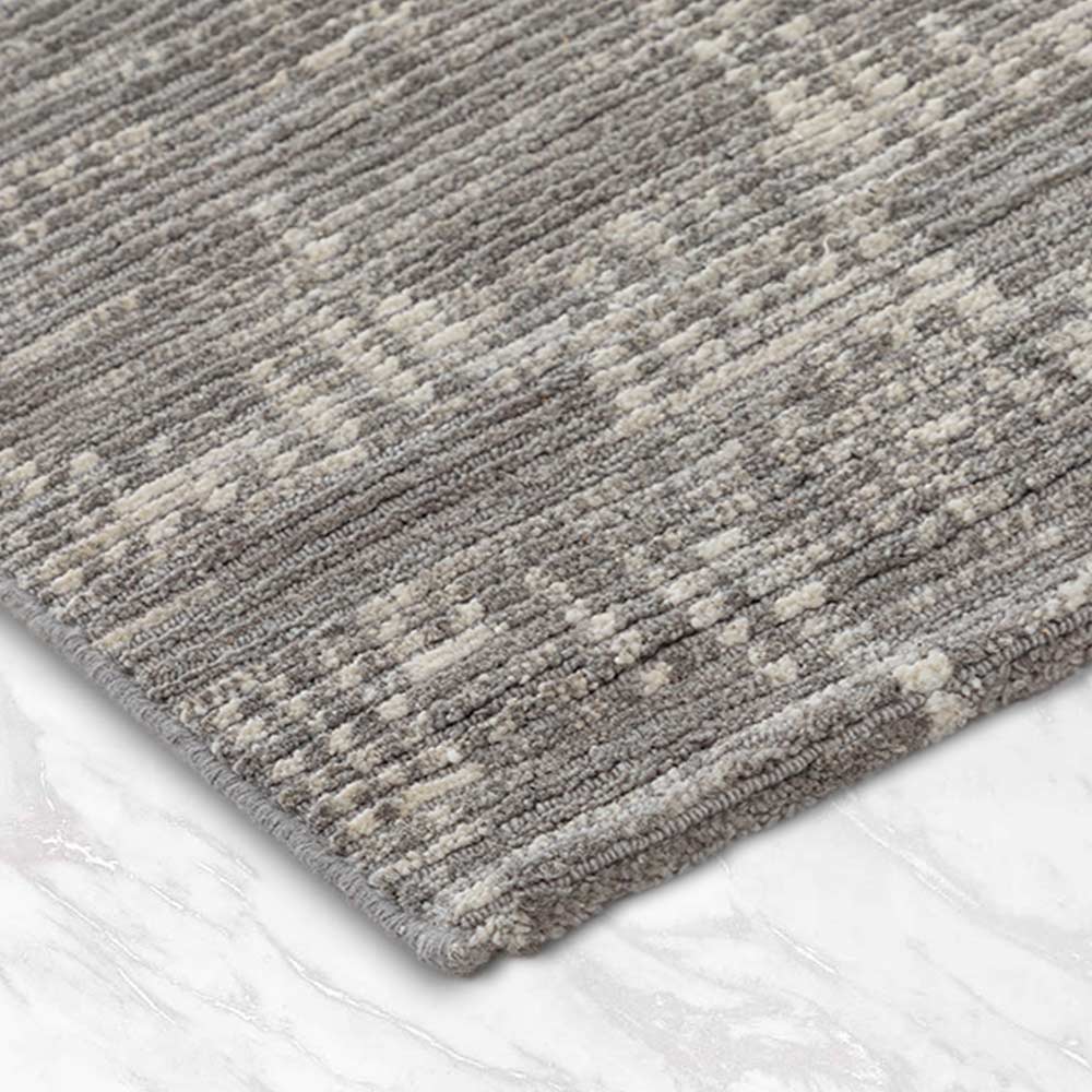 Madeleine Hand Knotted Woollen Rug – Obeetee Retail Pvt. Ltd.
